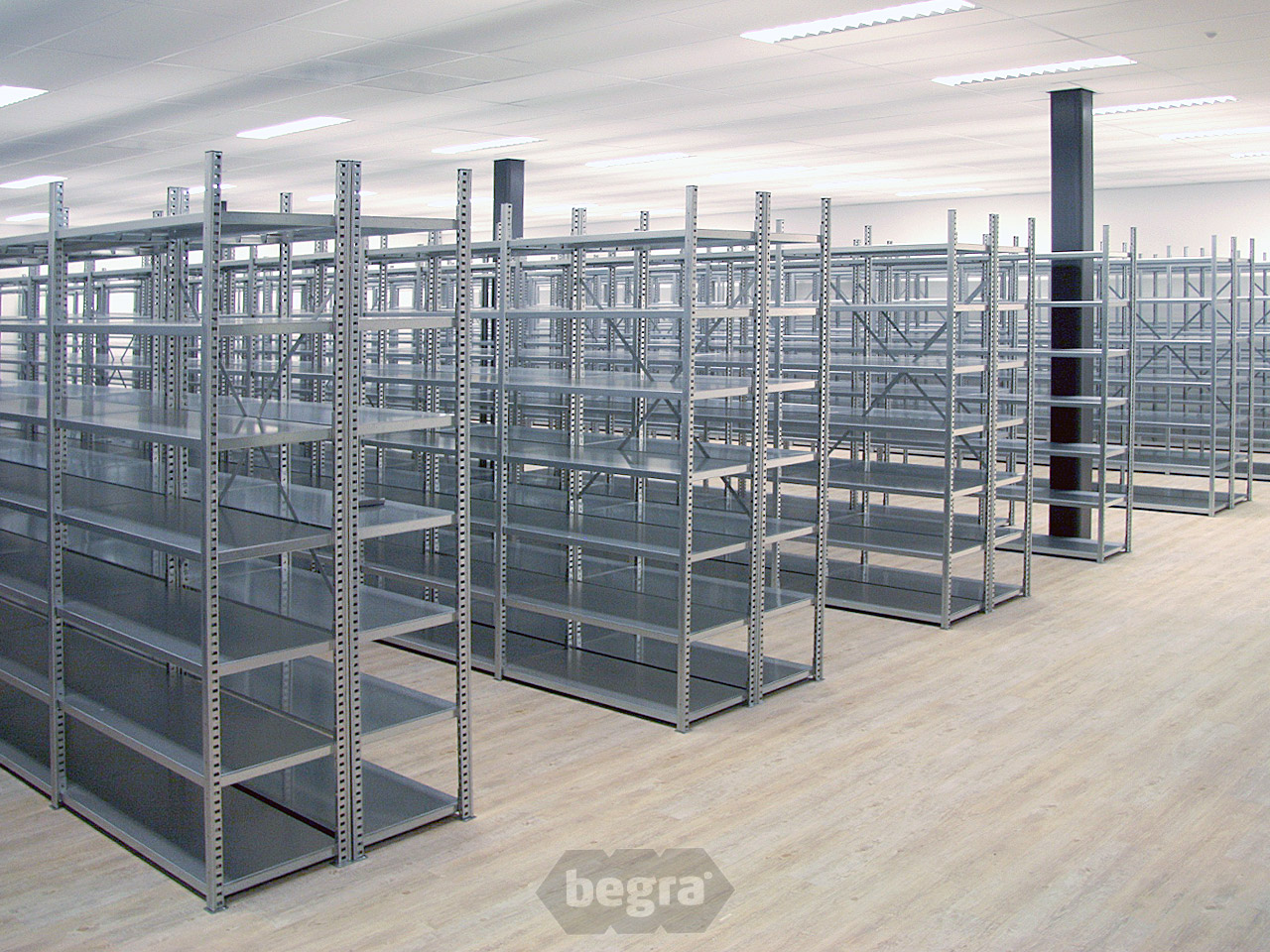 Metalen Medium Duty legbordstellingen. Bestel uw legbordstelling direct ...